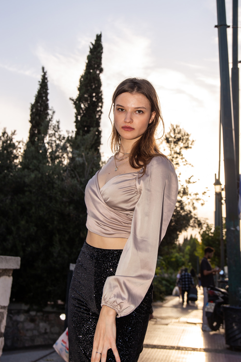 LADA – Happy People Models